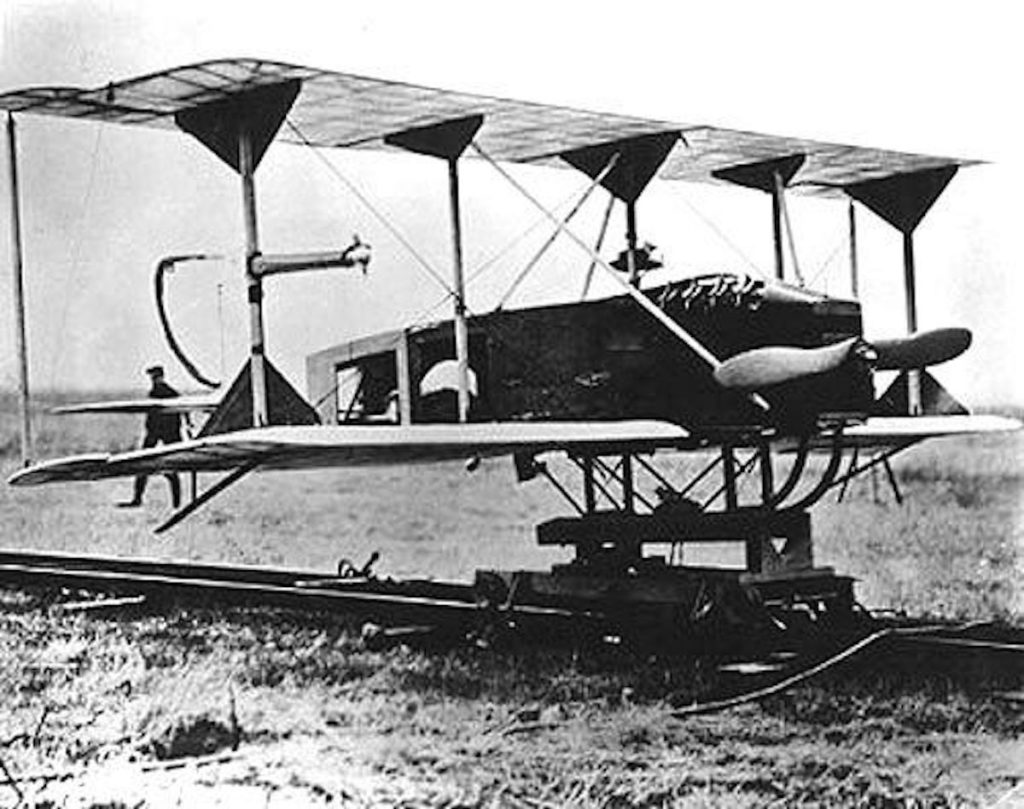 Histoire du Drone : Un siècle de recherches et d'élaboration